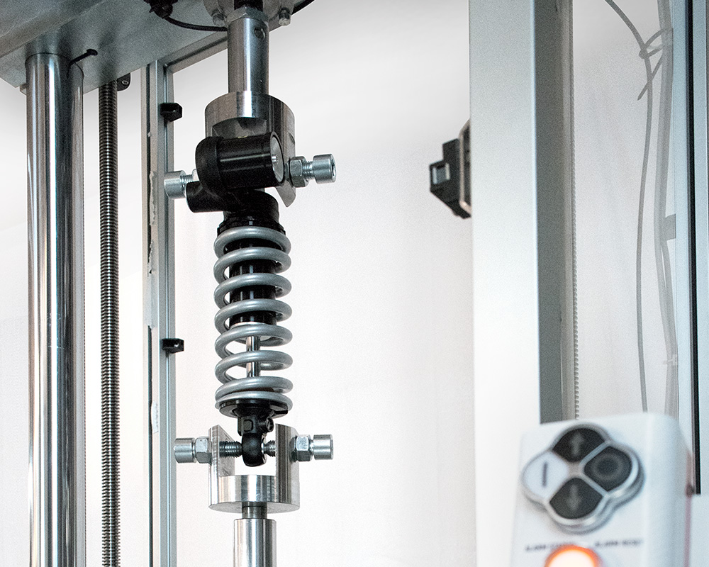 Everything you need to know about shock absorber test benches - STEP Lab